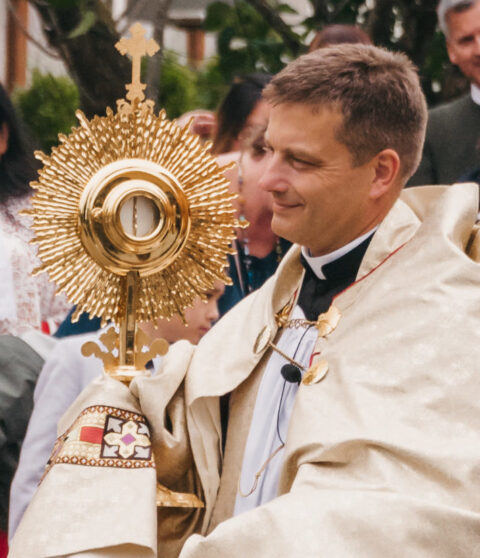 Meet Our Pastor | Our Lady Star of the Sea Catholic Church